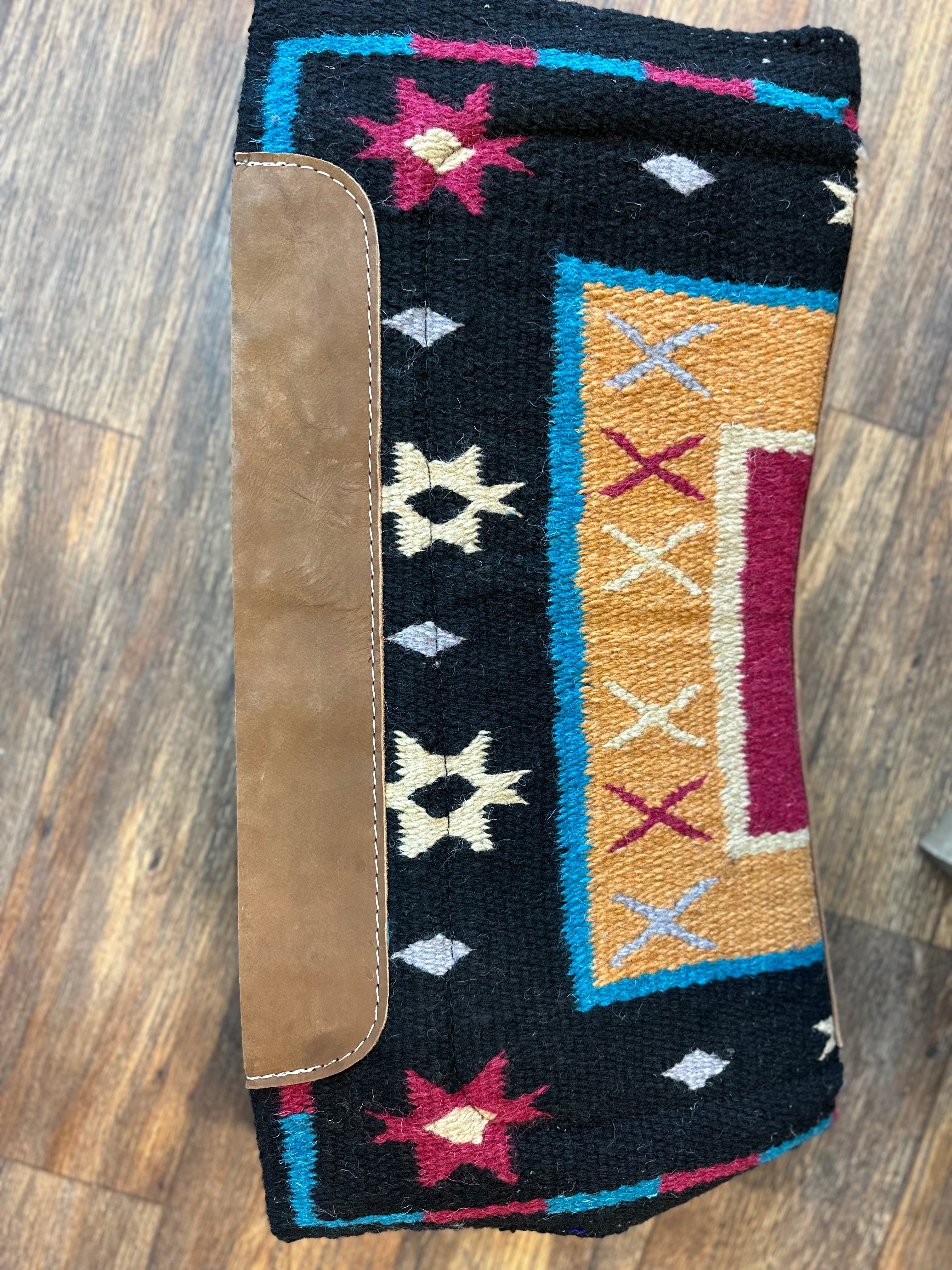 contoured saddle pony pad – Cross H Tack & Decor